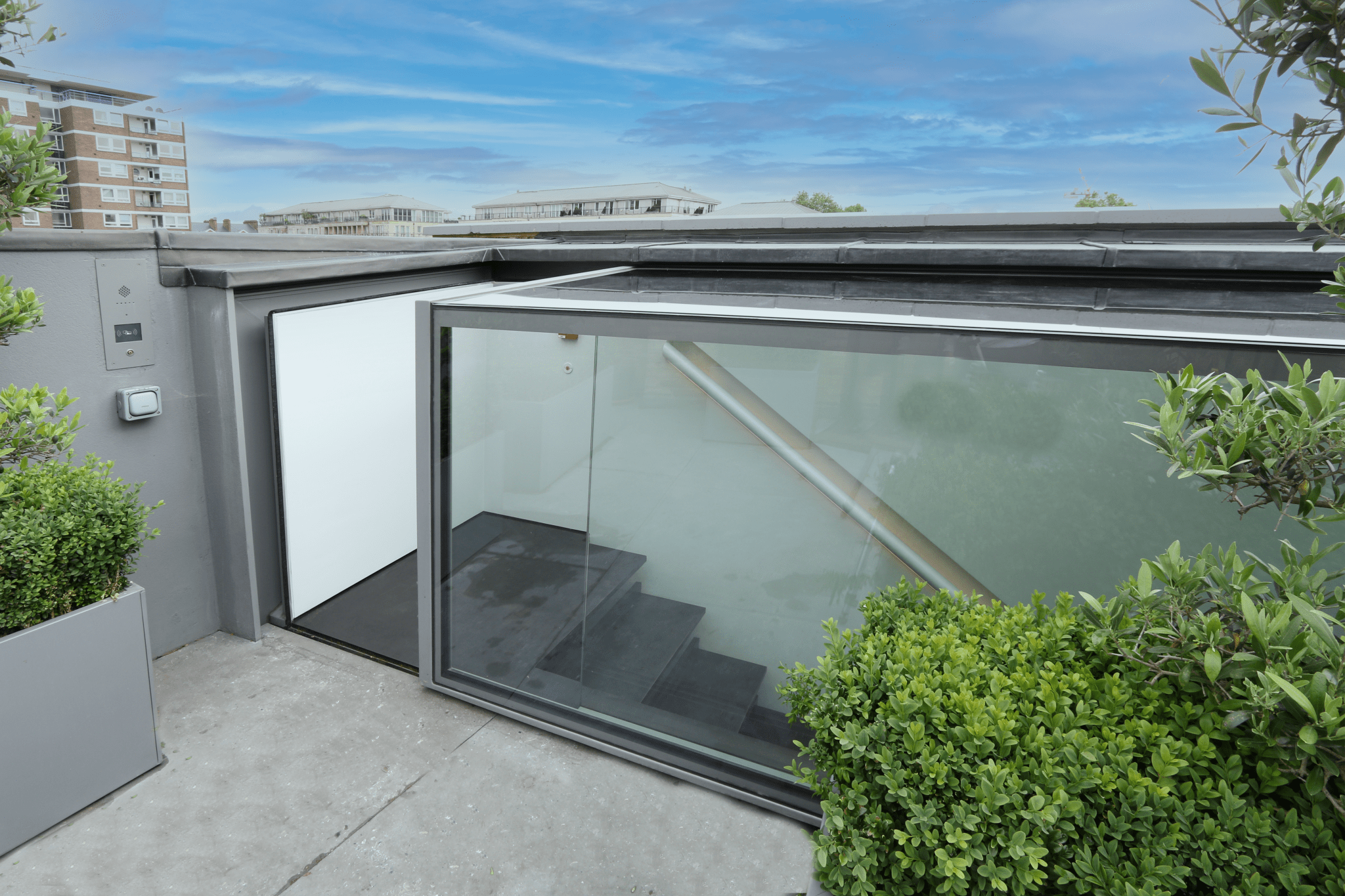 Hera High-Spec Electric Rooflight Automation | Sieger® Systems